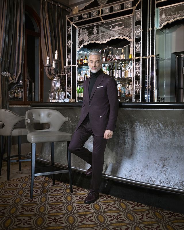 A timelessly classic suit by Stefano Ricci – HUNKS OVER 40