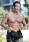 Actor Patrick Wilson Teaching us How to Run for This Summer – HUNKS OVER 40