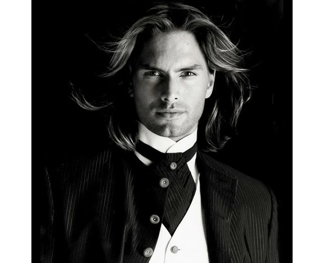 Top Model 05: Marcus Schenkenberg – HUNKS OVER 40