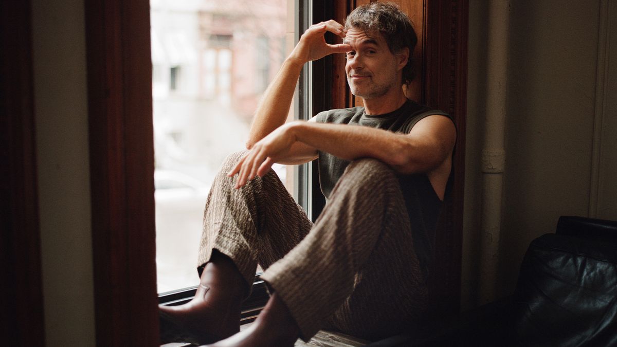 Actor Murray Bartlett for Mr Porter January 2023 – HUNKS OVER 40