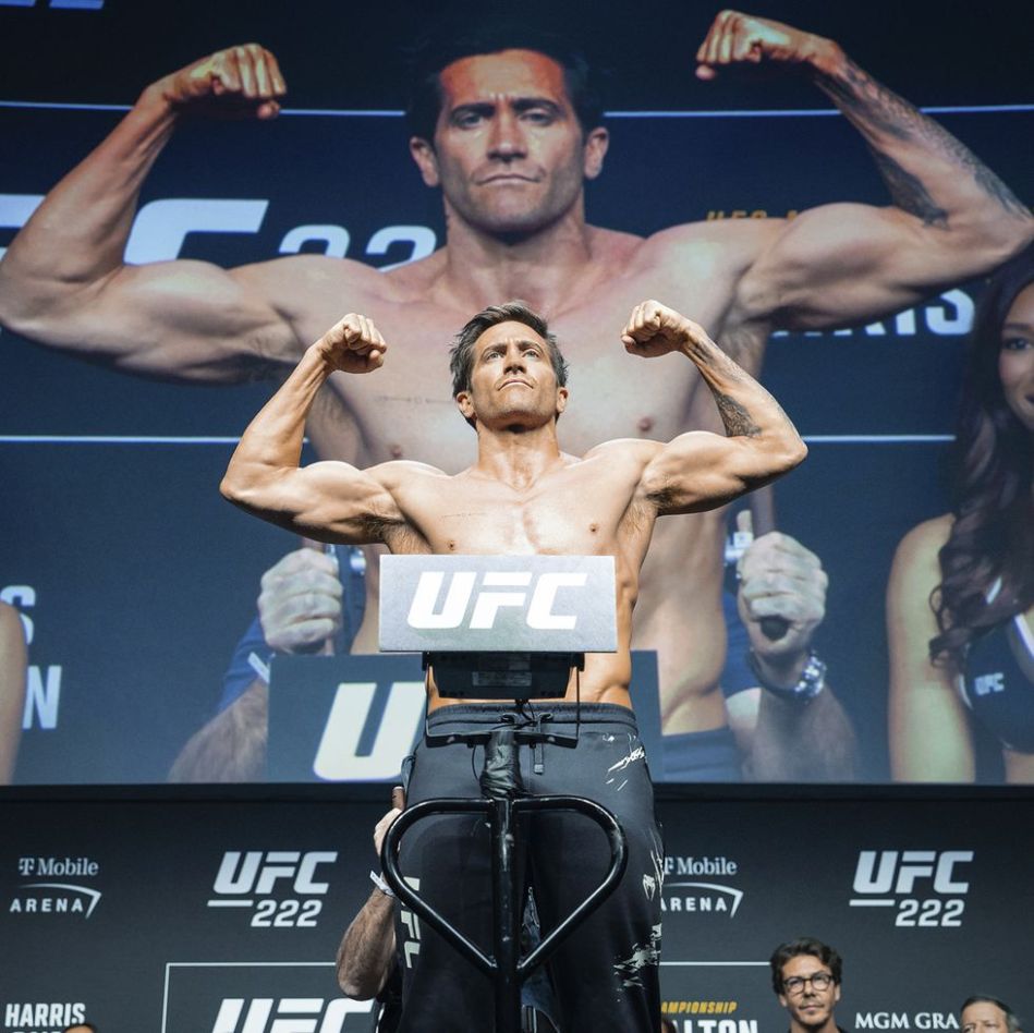 Jake Gyllenhaal’s “Body by Jake”: A Transformation for the Ages in Road ...