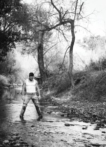 Luke Macfarlane: Crafting a New Chapter – HUNKS OVER 40